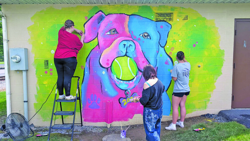 Park mural project goes to the dogs | News, Sports, Jobs - The Sentinel
